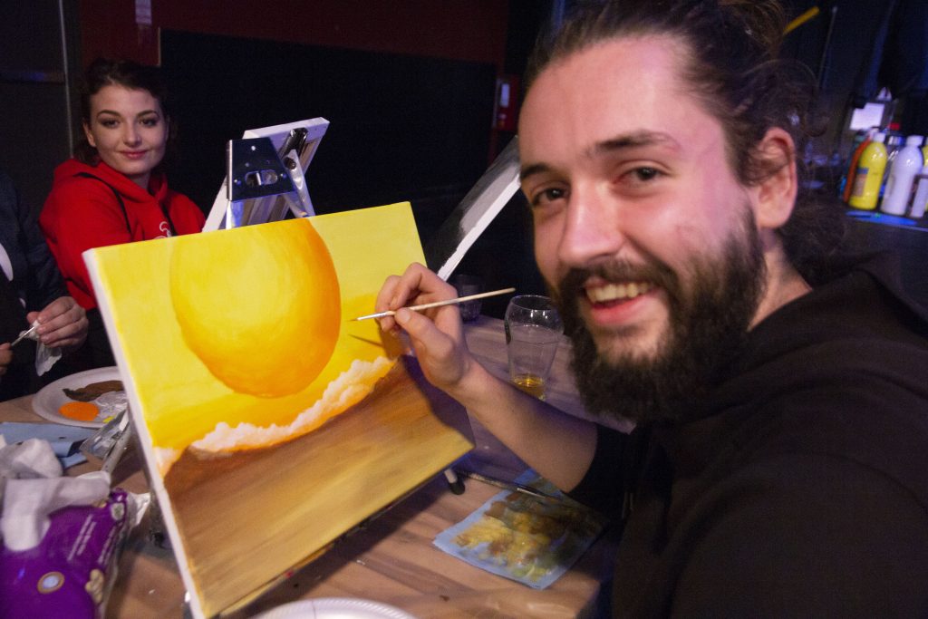 Trafalgar’s Paint Night makes a splash – Sheridan Sun